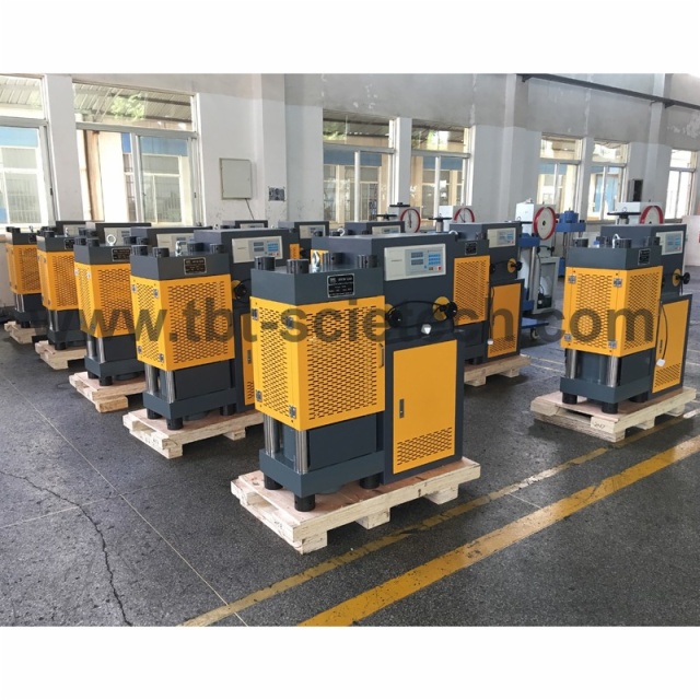 Compression Testing Machine with Digital Display Manufacturer
